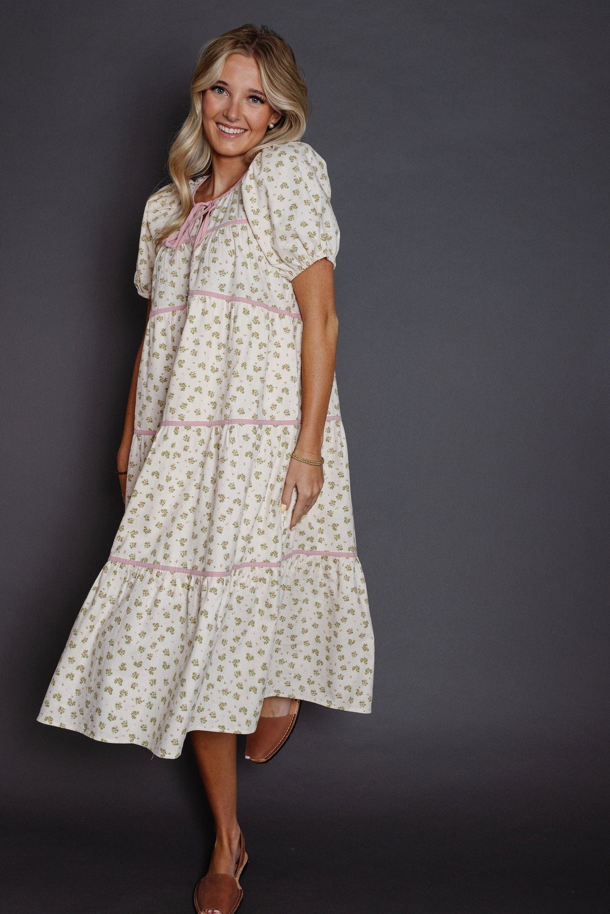 Brooks Dress in Natural/Rose – Soel Boutique