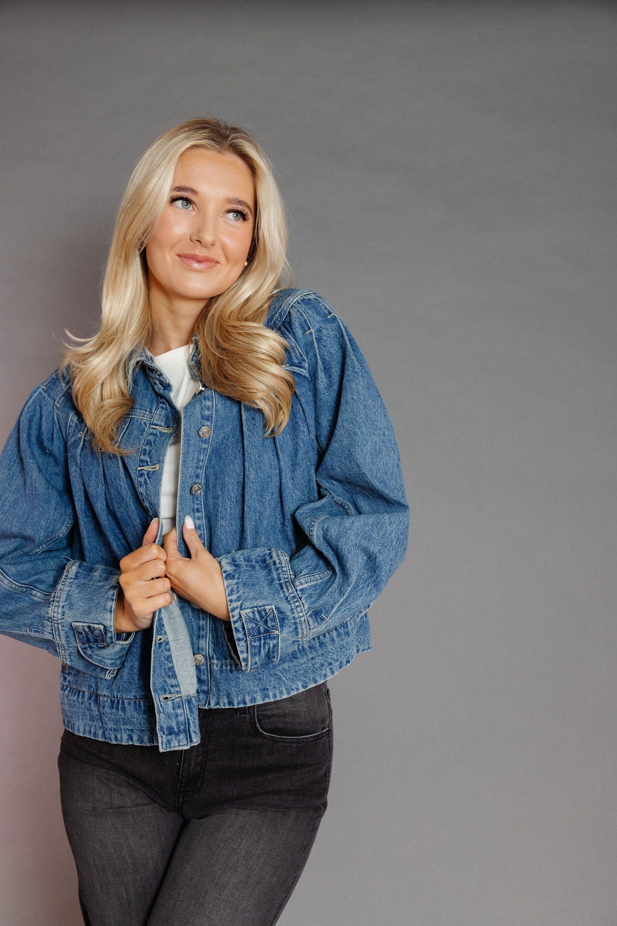 Daphne Pleated Denim Jacket – Soel Boutique