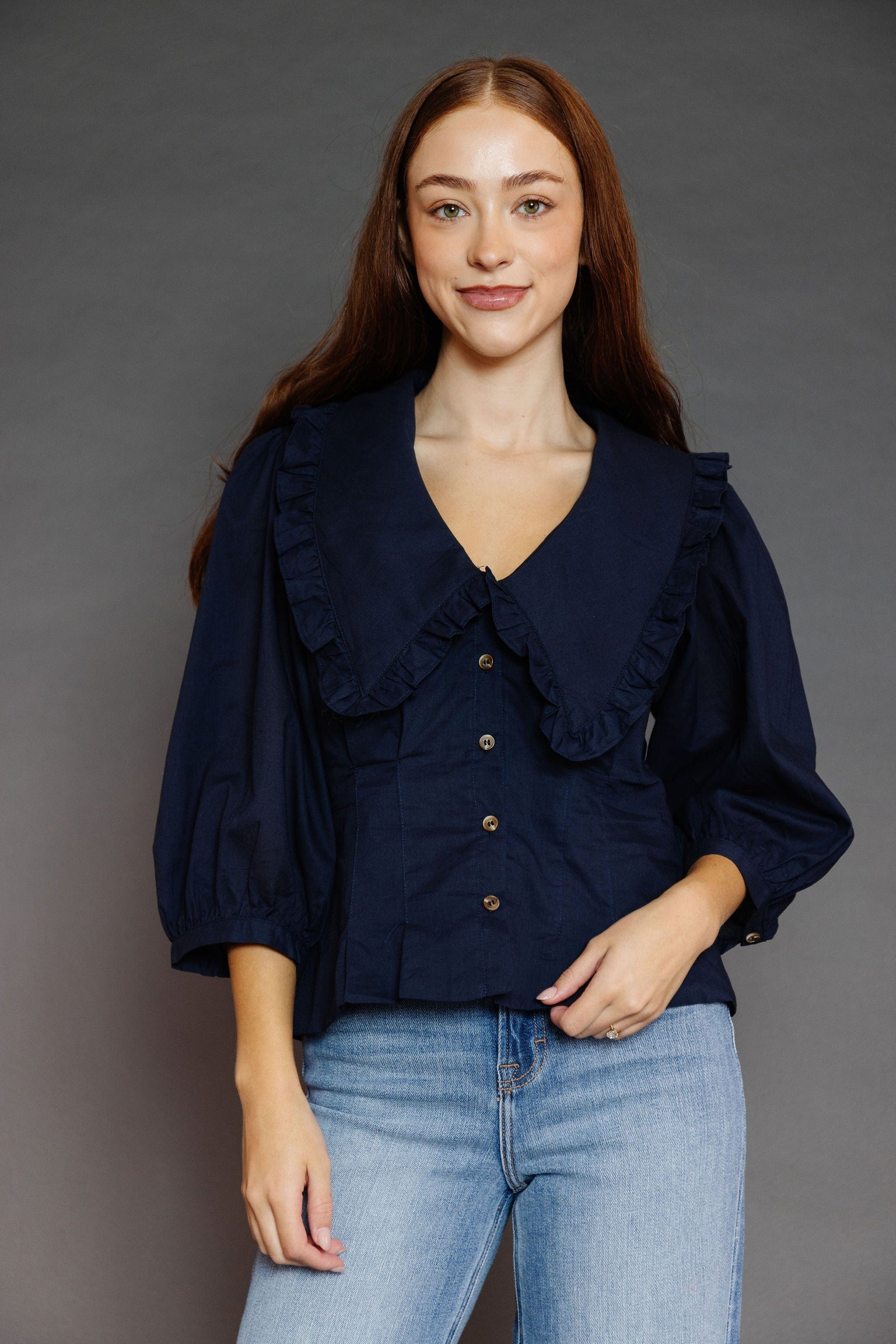 Endowlyn Blouse in Navy – Soel Boutique