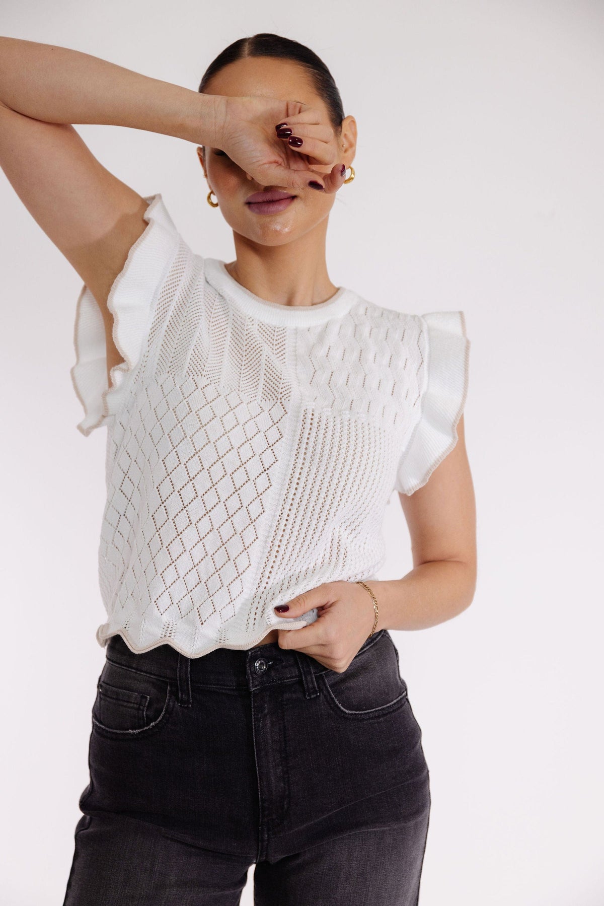 Savy Sweater in White – Soel Boutique